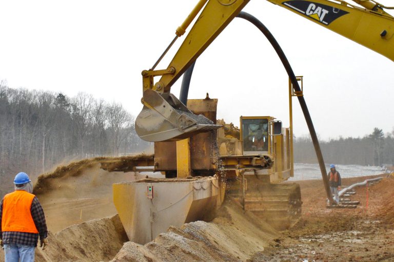 Collection Trenches – DeWind One Pass Trenching