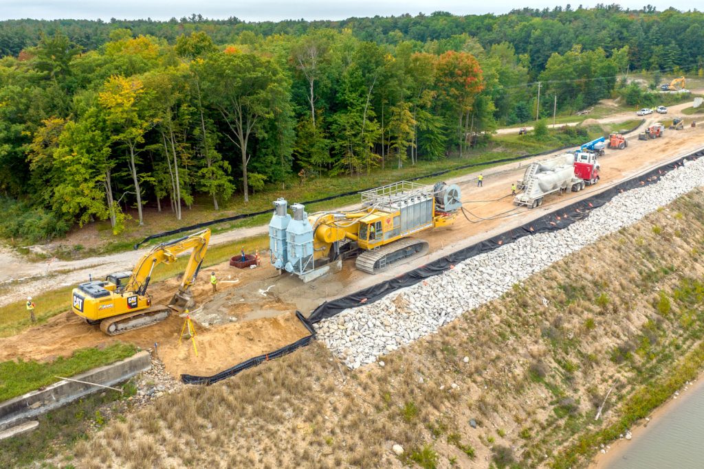 Dams and Levees - DeWind One Pass Trenching