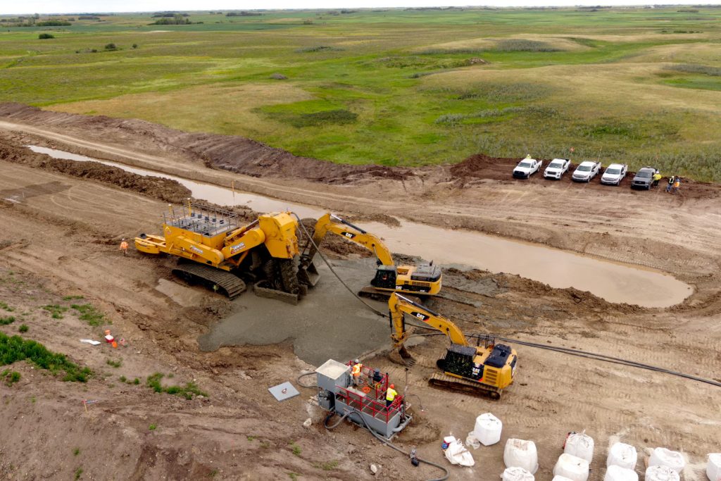 Hydraulic Barrier Walls – DeWind One Pass Trenching